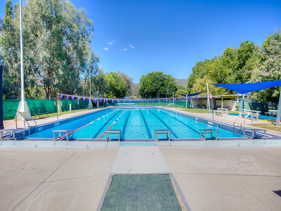Myrtleford Outdoor Swimming Pool - Alpine Shire Council