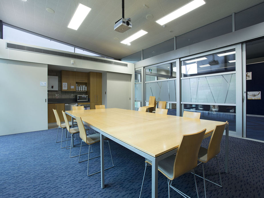 Whangaparāoa Library - Auckland Council