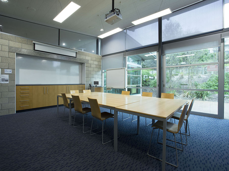 Whangaparāoa Library - Auckland Council