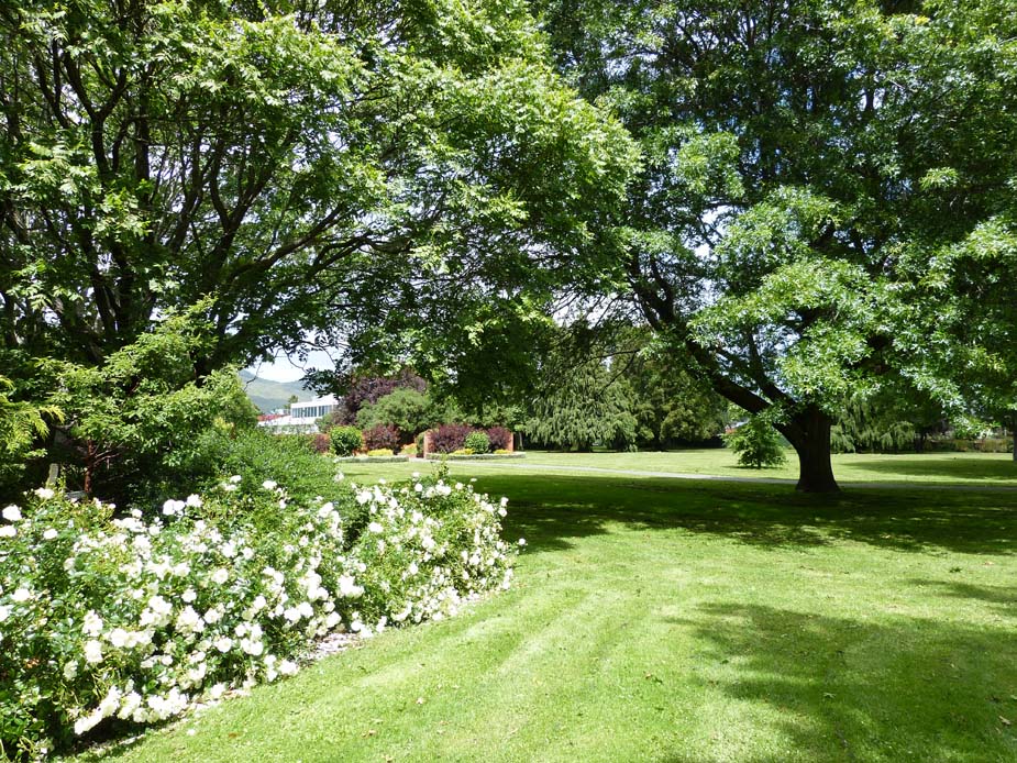 Mosgiel Memorial Garden - Dunedin City Council