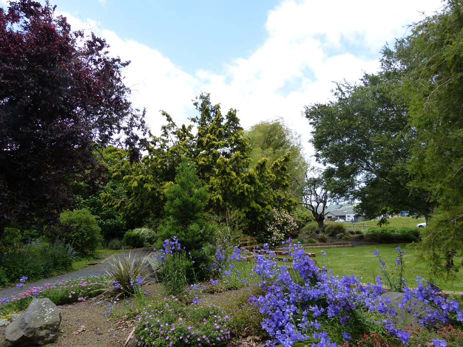 Mosgiel Memorial Garden - Dunedin City Council